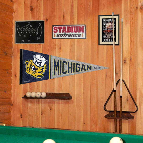 Michigan Team University Wolverines Pennant Throwback Vintage Banner ...